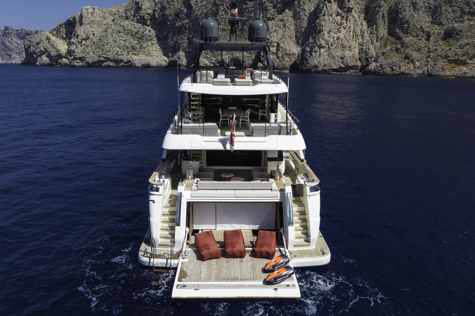 SOLD - Custom Line Navetta 33 'DIANA II'