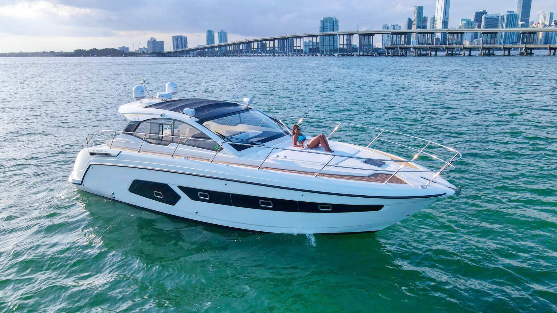 Azimut Atlantis 43 „SEA LINE“ - Sieckmann Yachts
