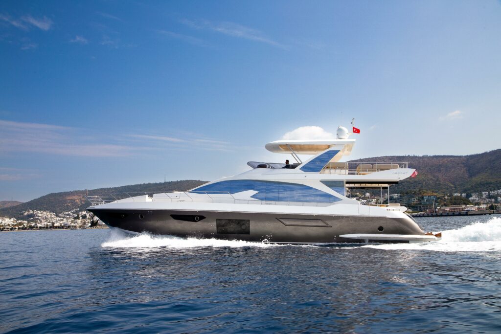 Azimut 72 „Bellazure“ - Sieckmann Yachts